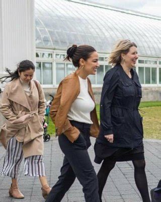 Alexandria Ocasio Cortez Nude Porn Pictures Xxx Photos Sex Images Pictoa