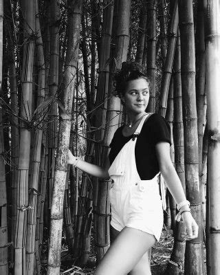 Singer Dancer Actress Chloe Lang Porn Pictures Xxx Photos Sex Images Page Pictoa