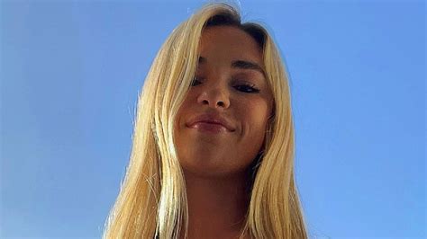 Kayla Simmons Poses With Brand New £80 000 Porsche As Worlds Sexiest Volleyball Player