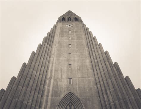 무료 이미지 건축물 건물 마천루 기념물 경계표 성당 탑 블록 예배 장소 신전 첨탑 대칭 2000x1541 6516 무료 이미지 Pxhere