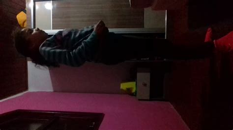 Meninas Brincando De Lutinha Na Sala Youtube