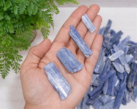 Blue Kyanite 101 Meaning Uses More • The Green Crystal
