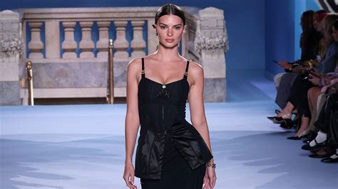 Emily Ratajkowski Stuns In Sultry Corset And Fishnets On New York