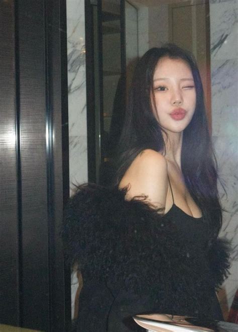 모모랜드 주이 숨겨진 글래머 스타샷