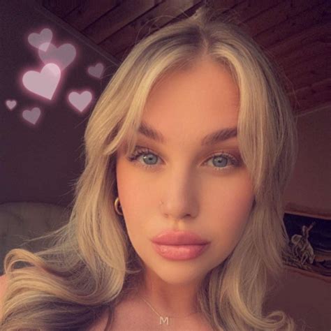 Mandylynn🌊 Mandylynn96 Snapchat Stories Spotlight And Lenses