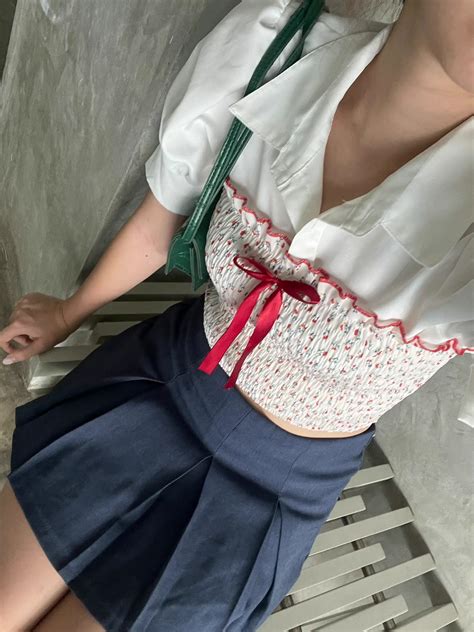 แชร์ไอเดีย Christmas Outfit 🎄🎉🎁 ️ แกลเลอรีที่โพสต์โดย Jaylerly Lemon8