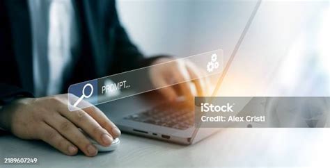 디지털 로봇이 명령 검색에 들어갑니다 Ai 기술 및 인공 지능 생성기 Ai 프롬프트에 대한 스톡 사진 및 기타 이미지 Ai 프롬프트 가상현실 개발 Istock