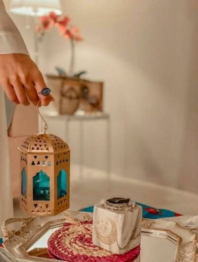صور بنت ماسكة فانوس رمضان 2024 الواحة
