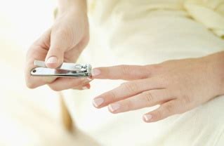 RAHSIA MEMOTONG KUKU KEBAIKAN DAN KEBURUKAN YANG ARIF