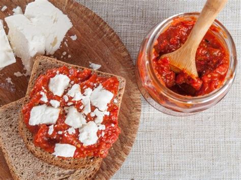 Как се прави домашна лютеница