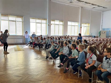 Беседа между първокласниците и Инспектор „Детска педагогическа стая“ СУ Пейо Кр Яворов гр