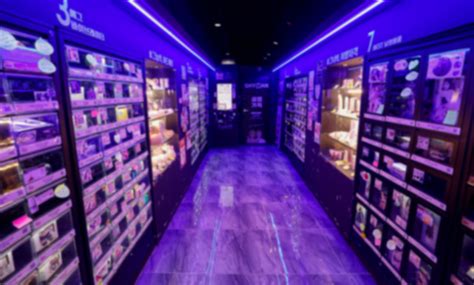 마음만 먹으면 누구나 ‘들락날락 무인성인용품점 청소년 사각지대