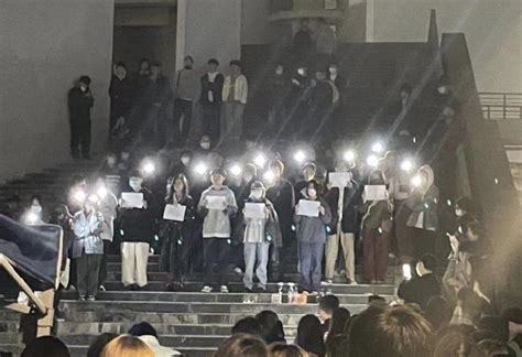 曾引领白纸运动 南京传媒学院上春晚 引关注 ＊ 阿波罗新闻网