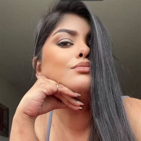 Camilla Seixas Threads Say More