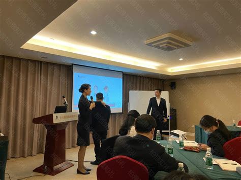 华天精选酒店服务礼仪培训 柏台雅士 知而为礼 湖南隽德企业咨询管理有限公司