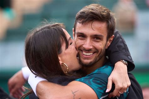 `` La Famille Grandit Lorenzo Musetti Veronica Confalonieri Attend