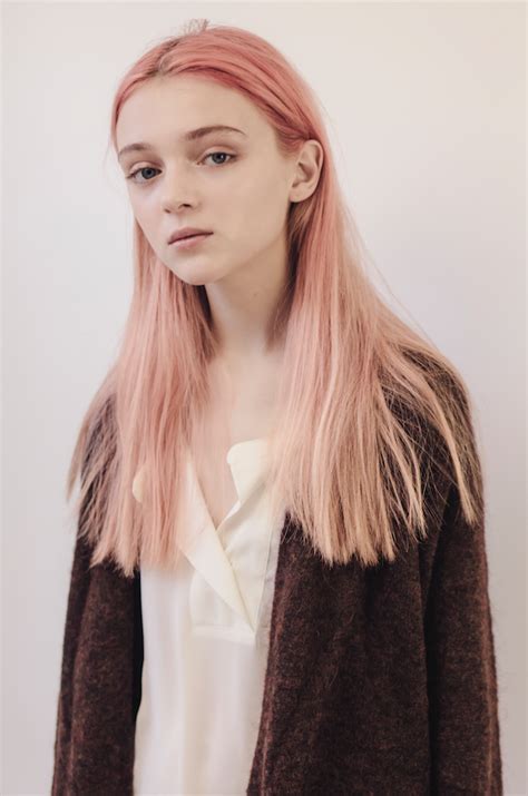 Olesya I Avant Models