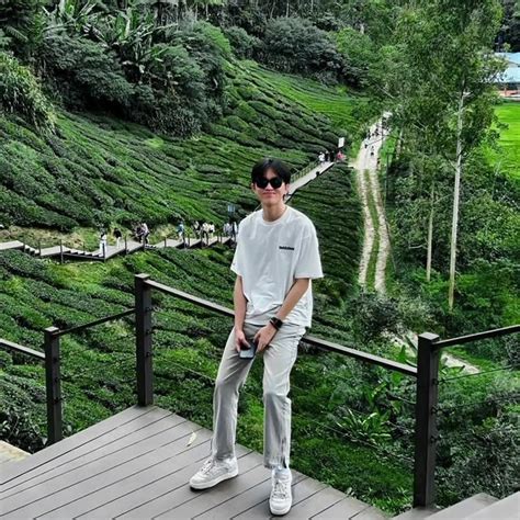 Wei Xing Weii Xing • Threads Say More