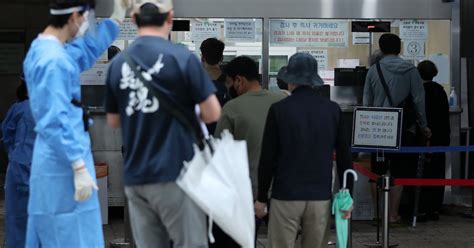 코로나 신규 확진 7만2144명일요일 6주만 최저