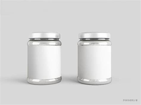 两个空白玻璃瓶样机 字体传奇网（ziticq）