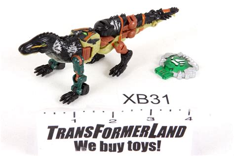 Complete Transformers® Cybertron Scout Class Wreckloose Sku 355548