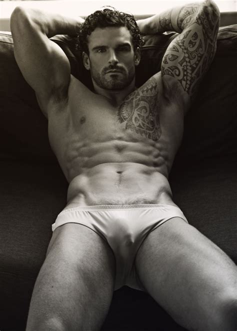 Even More Naked Stuart Reardon Shots Alan Ilagan