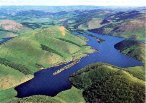 Хүйсийн найман нуурын тав нь ширгээд байна