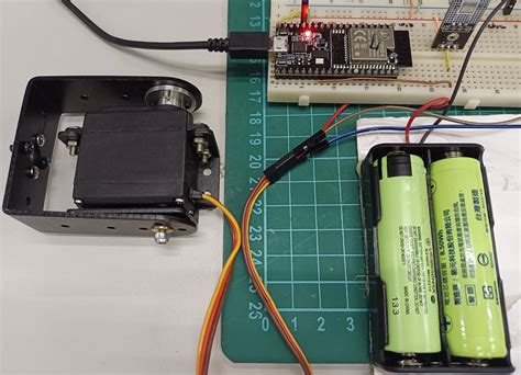 軟硬體的天空 Servo Motors Esp32 Bluetooth Spp Control