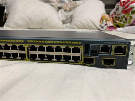 Cisco Catalyst 2960 S Series SI Gigabit Catalyst Switch Anatel Network Hub Computers Tech