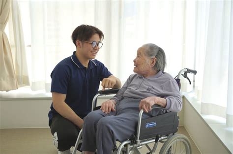 特定・養護老人ホーム石燧園 西条市 の介護職員・ヘルパー 正社員 の求人・採用情報 「カイゴジョブ」介護職の求人・転職・仕事探し