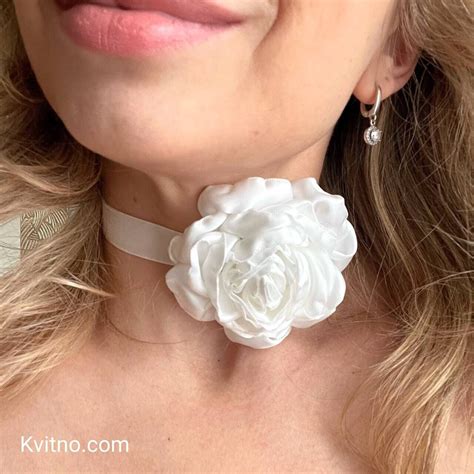 White Flower Choker Necklace Velvet Choker Rose Victorian Etsy