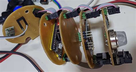 Connector How To Daisy Chain Boards In A Pcb Stack Electrical