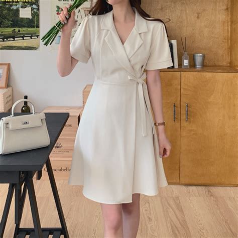 알로항 여성 카라 브이넥 허리 리본 라인 미니 원피스2col하객룩모임룩데이트룩상견례룩주름