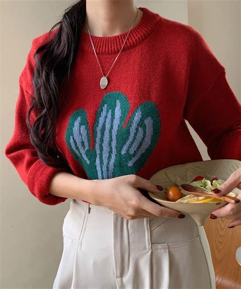 포앤바이앤 3색큐티 선인장 루즈 스웨터 라운드넥 로우숄더 오버사이즈 박시 도톰 캐릭터 니트 겨울 데일리