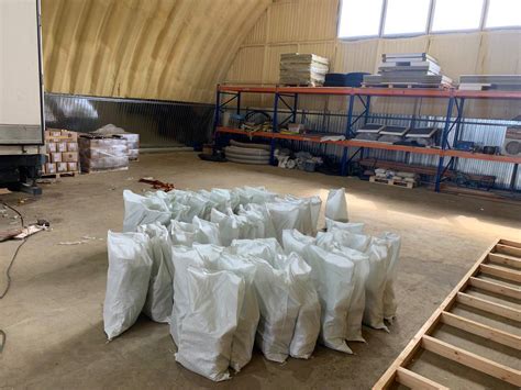 В Ленобласти таможенники изъяли у контрабандистов партию гашиша на 2 млрд рублей