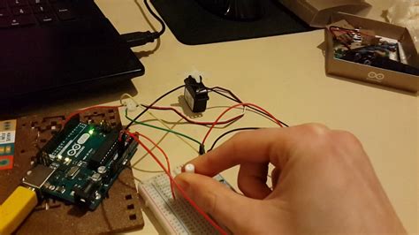 Arduino Potentiomètre Et Servomoteur Youtube