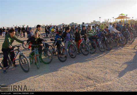 ایرنا برگزاری همایش دو چرخه سواری به مناسبت هفته وحدت در طبس