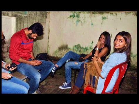 Ranbir Kapoor Deepika Padukone Rare Unseen Pictures Filmibeat