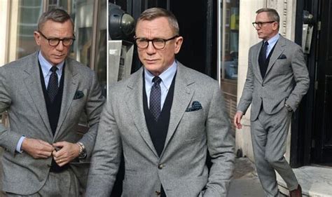 Daniel Craig Grey Suit