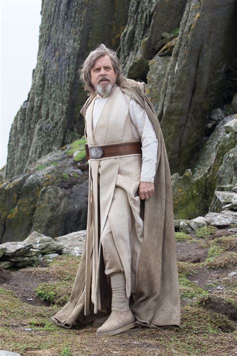 Image Old Luke Skywalker Jpeg Disney Wiki Fandom Powered By Wikia