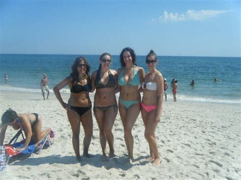 Beach Day Scrolller