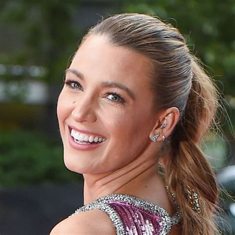 Blake Lively Dunkle Haare