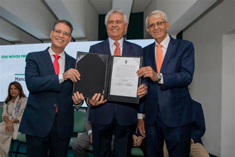Francisco Júnior é Empossado Como Novo Presidente Da Codego Companhia De Desenvolvimento