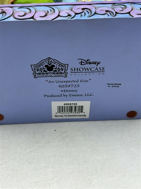 Disney Traditions Peter Pan And Wendy An Unexpected Kiss Figurine
