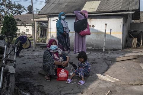 Thousands On Alert In East Java After Mt Semeru Eruption Archipelago