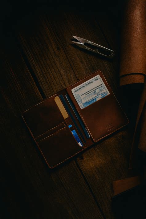 Minimalist Leather Wallet Slim And Durable Design Ss2 Squares Llc