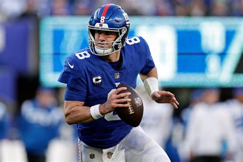 Qb Daniel Jones Agrees To A 1 Year 14 Million Deal With The Colts Ap