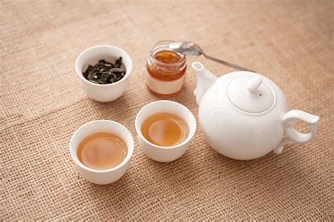 작은 주전자와 컵 향기로운 음료를 편안 하 게 전통적인 중국 차 0명에 대한 스톡 사진 및 기타 이미지 0명 건강한 식생활 검은색 Istock