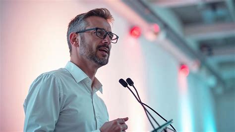 جملات قشنگ برای سخنرانیمتن سخنرانی کوتاه و جذابنحوه سلام و احوالپرسی