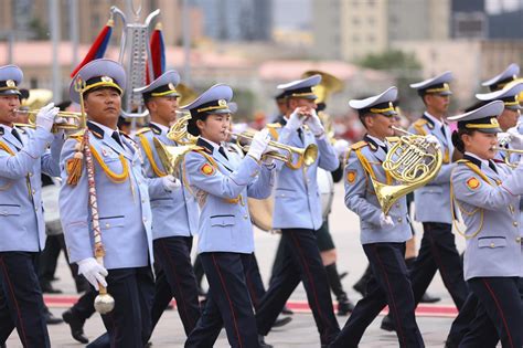 Монгол Улсын Ерөнхийлөгч У Хүрэлсүх Офицер хүн бол манлайлагч сурган хүмүүжүүлэгч байх ёстой